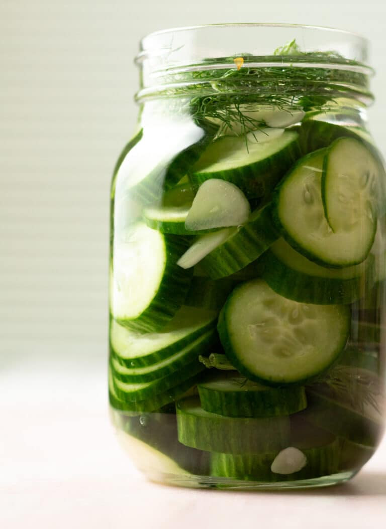 Small Batch Refrigerator Dill Pickles (One Pint) - One Girl. One Kitchen.