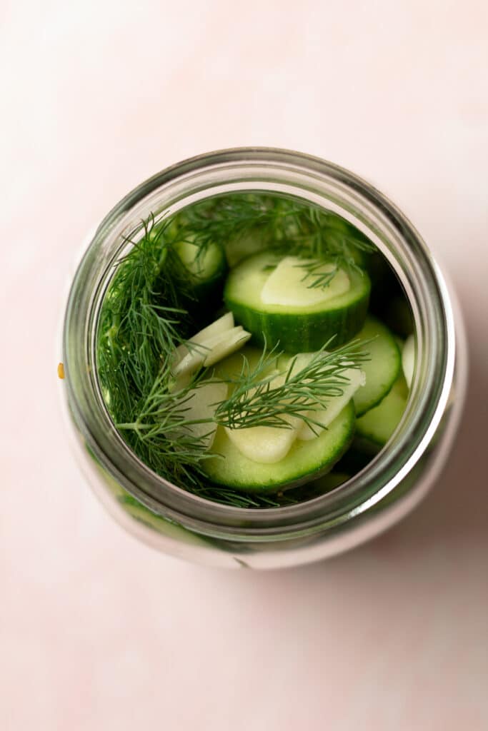 Small Batch Refrigerator Dill Pickles (One Pint) - One Girl. One Kitchen.